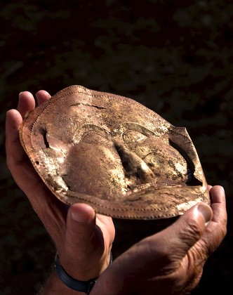 Bulgarian Archeologist Holds Gold Mask During Editorial Stock Photo ...