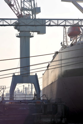 Giant Cargo Ship Under Construction Docks Editorial Stock Photo - Stock ...