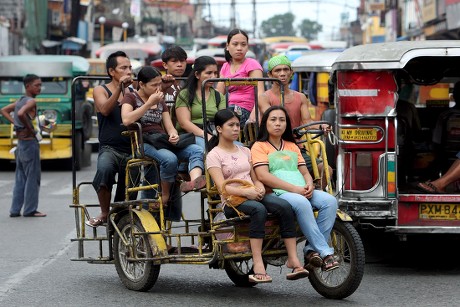 Group Filpinos Riding Kuliglig Cricket Motorpowered Editorial Stock ...