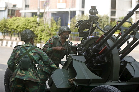 Bangladesh Army Soldiers Taking Aim Canon Editorial Stock Photo - Stock ...