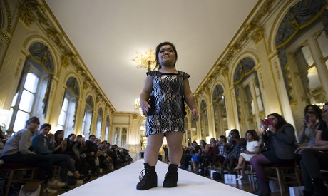 Model Presents Creation During National Dwarf Editorial Stock Photo ...