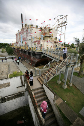 250 Sumatra ship Stock Pictures, Editorial Images and Stock Photos ...