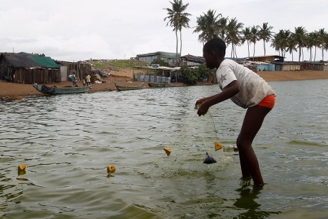Ivorian Fishing Fisherman Fishing Abidjan Ivory Editorial Stock Photo ...