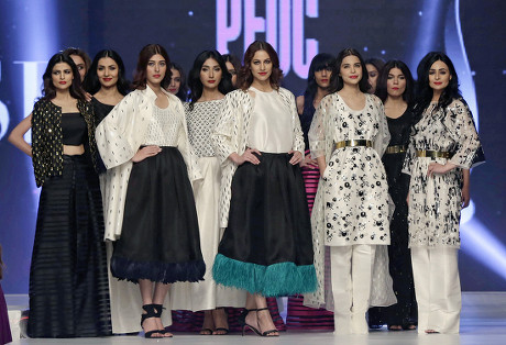 Model Presents Creation Pakistani Designer Muse Editorial Stock Photo ...