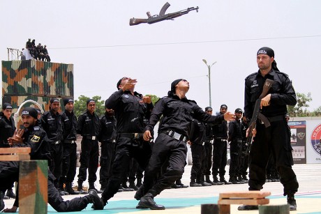 Members Pakistani Security Services Take Part Editorial Stock Photo ...