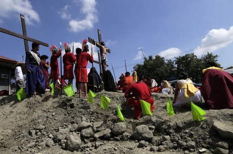 Filipino Penitent Nailed Wooden Cross During Editorial Stock Photo ...