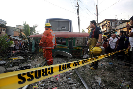 Filipino Rescuers Inspect Train Passenger Jeep Editorial Stock Photo ...