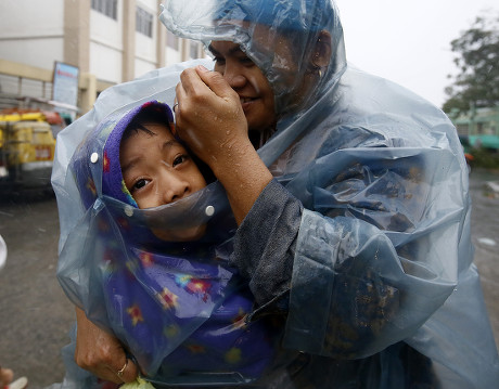 Filipino Mother Her Son Flee Strong Editorial Stock Photo - Stock Image ...