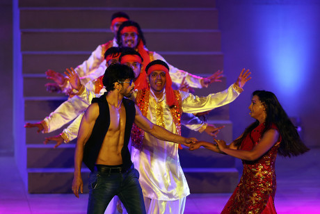 Members Indian Dance Troop Bollywood Express Editorial Stock Photo ...