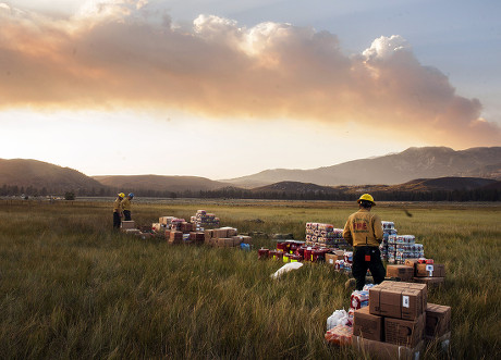 Members Heaps Peak Helitack Crew Organize Editorial Stock Photo - Stock ...