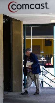 Comcast Customer Approaches Comcast Customer Service Editorial Stock ...