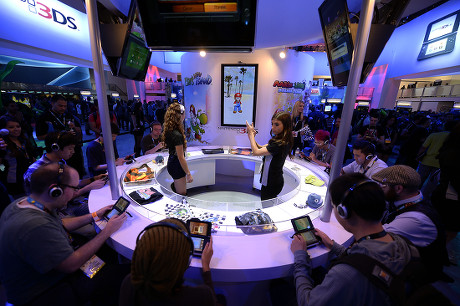 Usa Consumer E3 Expo - Jun 2013 Stock Pictures, Editorial Images and Stock Photos | Shutterstock