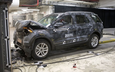 Ford Motor Company Crashes 2014 Ford Editorial Stock Photo - Stock ...