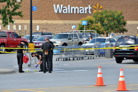 Crime Scene Detectives Collect Evidence Parking Editorial Stock Photo ...