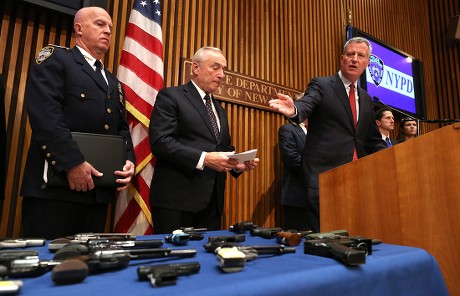 Usa New York Gun Bust - Oct 2015 Stock Pictures, Editorial Images and ...