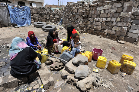 __COUNT__ Yemen Akhdam Community - May 2014 Stock Pictures, Editorial ...