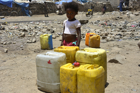 Child Akhdam Community Large Yemeni Underclass Editorial Stock Photo ...