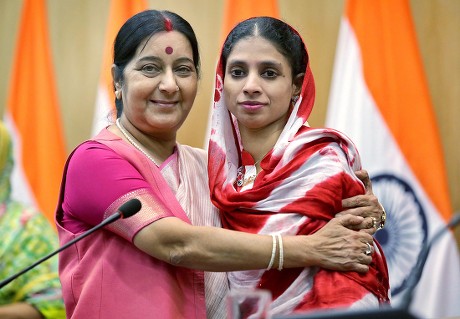 India Pakistan Returnee - Oct 2015 Stock Pictures, Editorial Images and ...