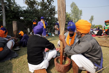 Nihang Sikh Men Belonging Ancient Sikh Editorial Stock Photo - Stock ...