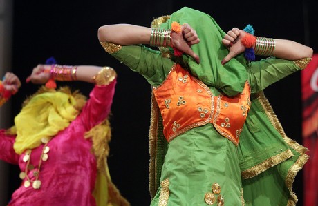 Indian Students Wearing Traditional Punjabi Attire Editorial Stock ...