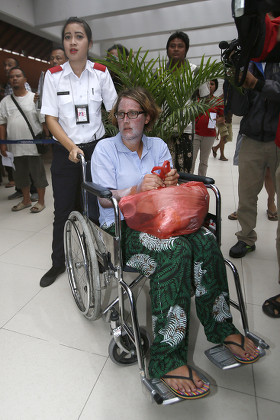 Boat Sinking Survivor Lisa Steinmetz R Editorial Stock Photo - Stock ...