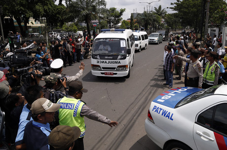 Ambulances Carrying Bodies Australian Deathrow Prisoners Editorial ...