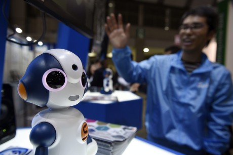 Japan Robot Expo - Dec 2015 Stock Pictures, Editorial Images and Stock ...