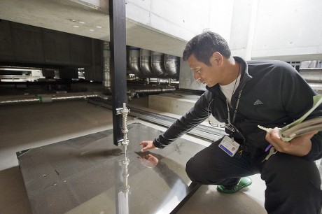 Hospital Official Checks Earthquake Displacement Sensor Editorial Stock ...