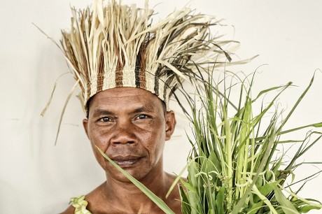 Malaysian Indigenous Man Jahai Tribe Poses Editorial Stock Photo ...
