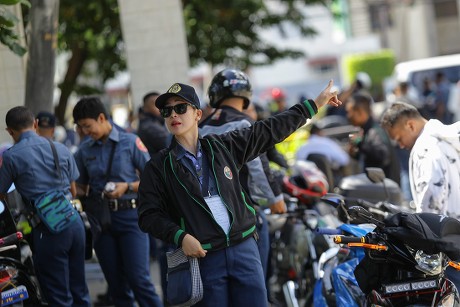 Filipino Policewoman Gestures Police Officers Prepare Editorial Stock ...