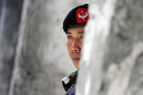 Filipino Member Elite Police Special Action Editorial Stock Photo ...