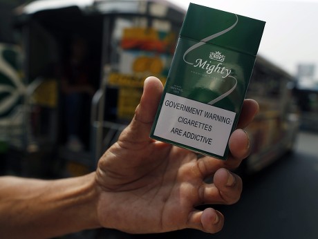 500 Cigarette packets Stock Pictures, Editorial Images and Stock Photos ...