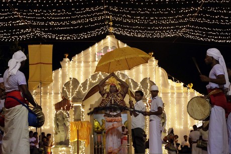 Sri Lankans Participate Annual Gonpita Perahera Editorial Stock Photo ...