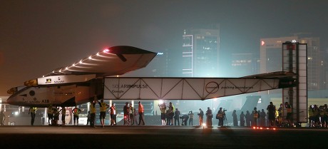 Swiss Longrange Experimental Solarpowered Aircraft Solar Editorial ...