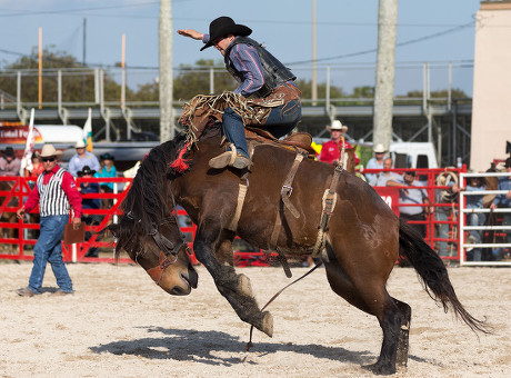 Jeremy Davis 43 Blackshear Ga Competes Editorial Stock Photo - Stock ...