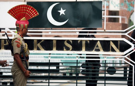 Indian Border Security Force Bsf Soldier Editorial Stock Photo - Stock ...