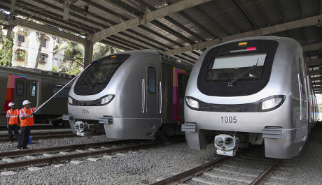 Indian Workers Clean Metro Train Depot Editorial Stock Photo - Stock ...