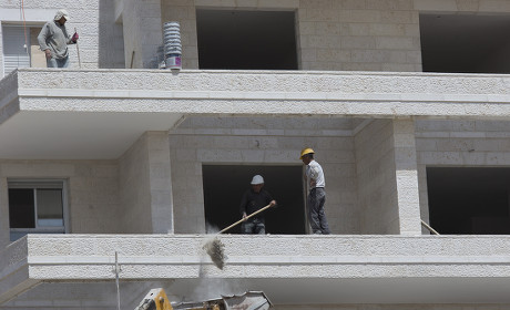 Palestinian Workers Apartments Sprawling Jerusalem Housing Editorial ...
