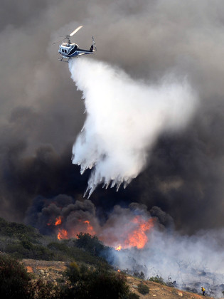 28 Cocos fire Stock Pictures, Editorial Images and Stock Photos ...