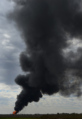 89 Open field fire Stock Pictures, Editorial Images and Stock Photos ...