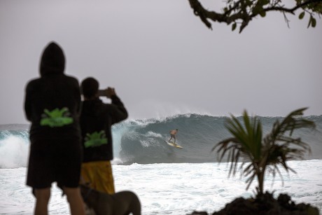 Spectators Line Coast Watch Surfers Riding Editorial Stock Photo ...