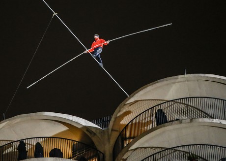 Highwire Performer Nik Wallenda Walks On Editorial Stock Photo - Stock ...