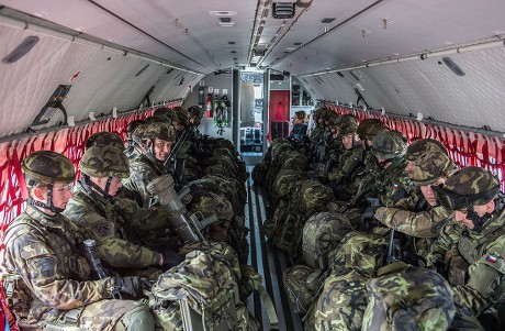 100 Battalion maneuver Stock Pictures, Editorial Images and Stock ...