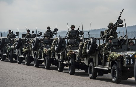100 Battalion maneuver Stock Pictures, Editorial Images and Stock ...