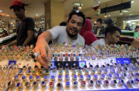 Indonesian Vendor Puts Gemstone Gemstone Market Editorial Stock Photo ...