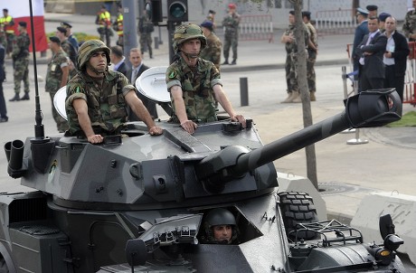 250 French tank soldiers Stock Pictures, Editorial Images and Stock ...