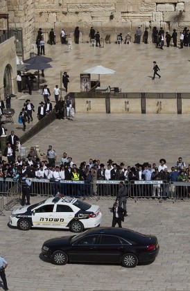 Motorcade Carrying Israeli Prime Minister Benjamin Editorial Stock ...