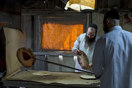 Ultraorthodox Jewish Man Inspects Packs Handmade Editorial Stock Photo ...