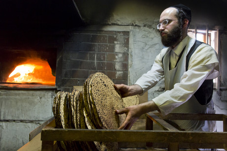 Ultraorthodox Jewish Man Inspects Packs Handmade Editorial Stock Photo ...