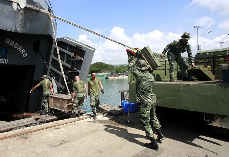 Filipino Soldiers Load Boxes Ammunition Naval Editorial Stock Photo ...